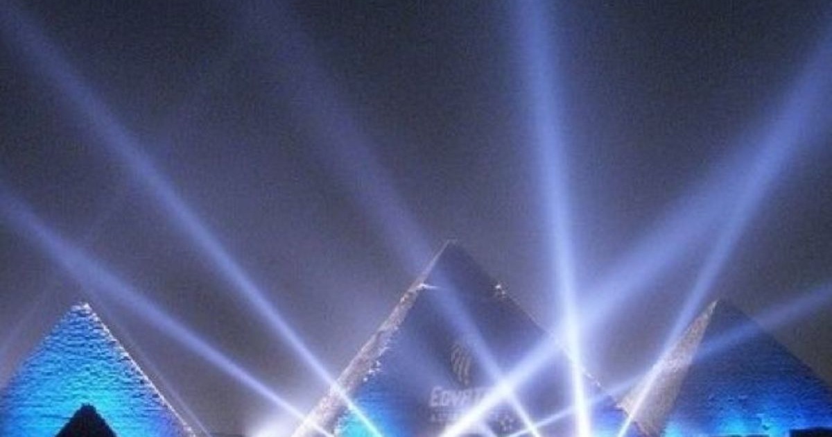 Sound and light show at Giza Pyramids - Axa Tours